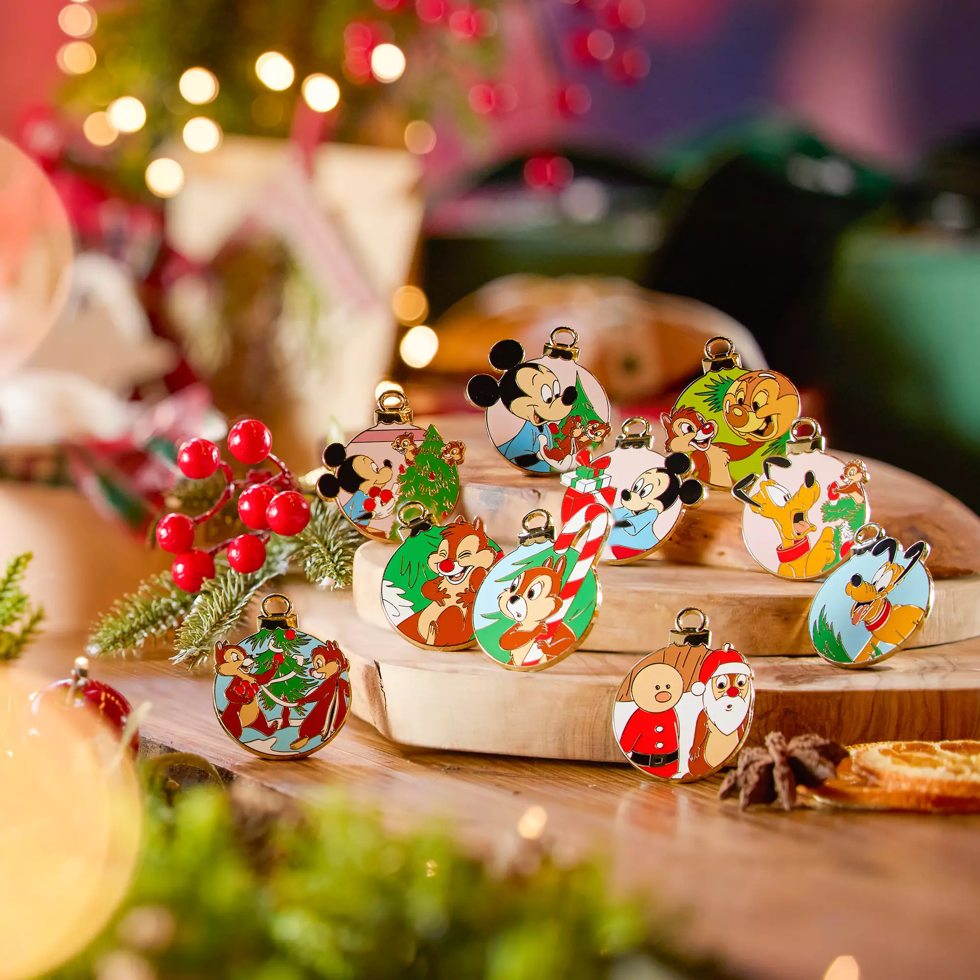Pluto's Christmas Tree Mystery Pin Set | Disney Mouseketeer